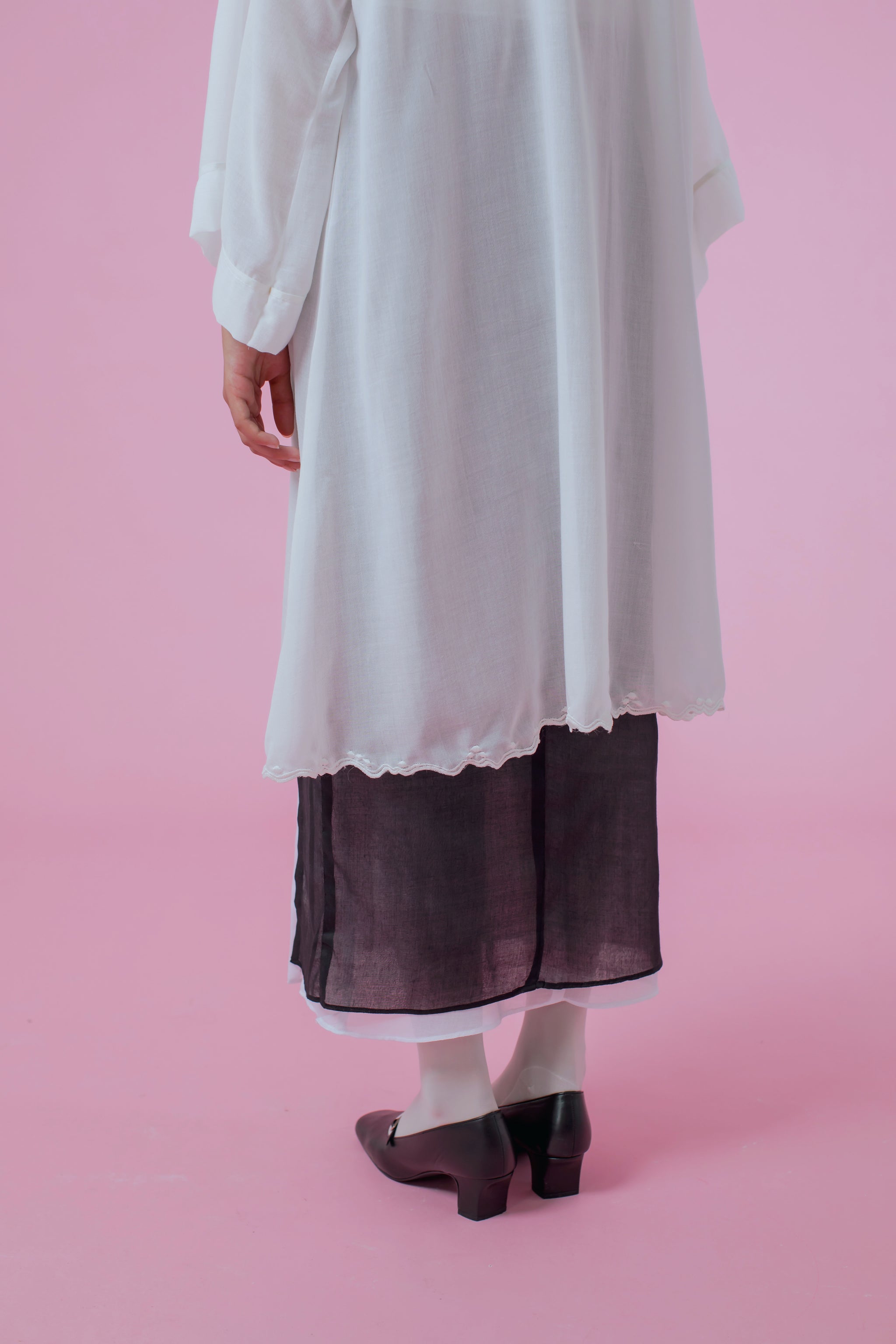 Ratna – Tangsi Tujuh